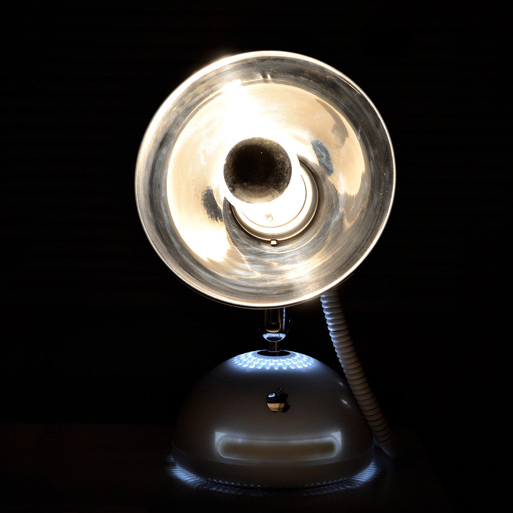 Table lamp 'The Mac Light' – it's a light Funky Unusual Lighting